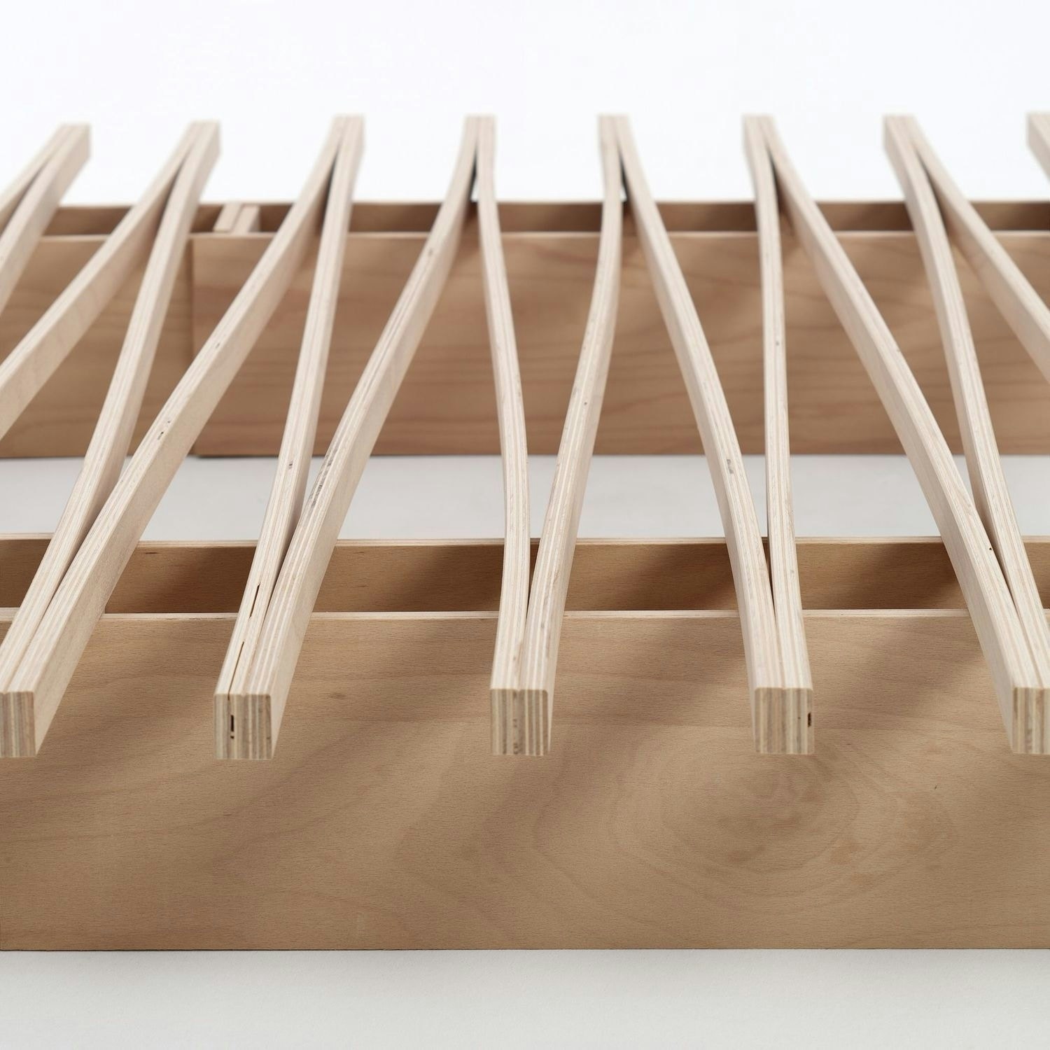 Tojo V Bett online bestellen | design-bestseller.de