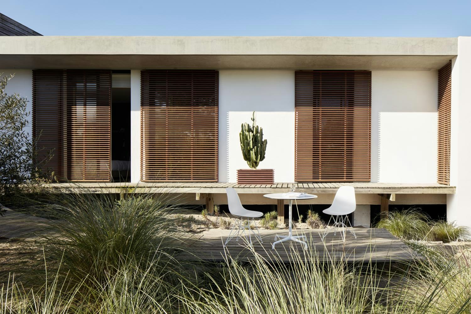 Vitra Outdoor Eames Plastic Chair DSR Shop I design-bestseller.de