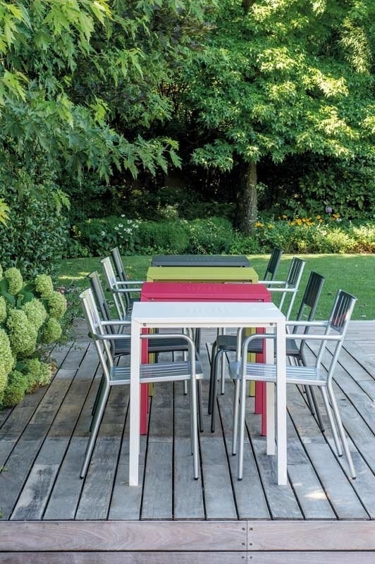 Emu Table Star Shop I design-bestseller.fr