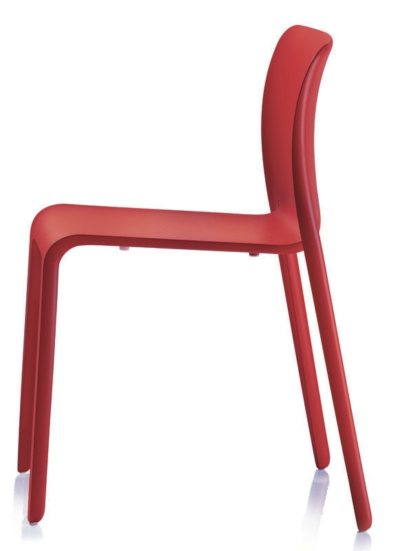 Magis Chaise First commander en ligne | design-bestseller.fr