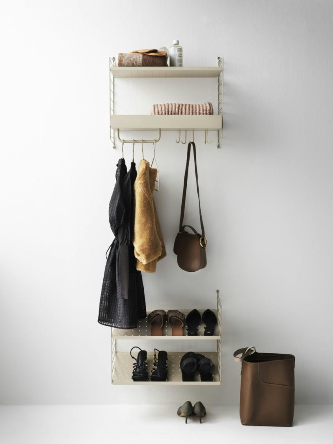 String Furniture Flur Garderobe hängend Bundle D Shop I design ...