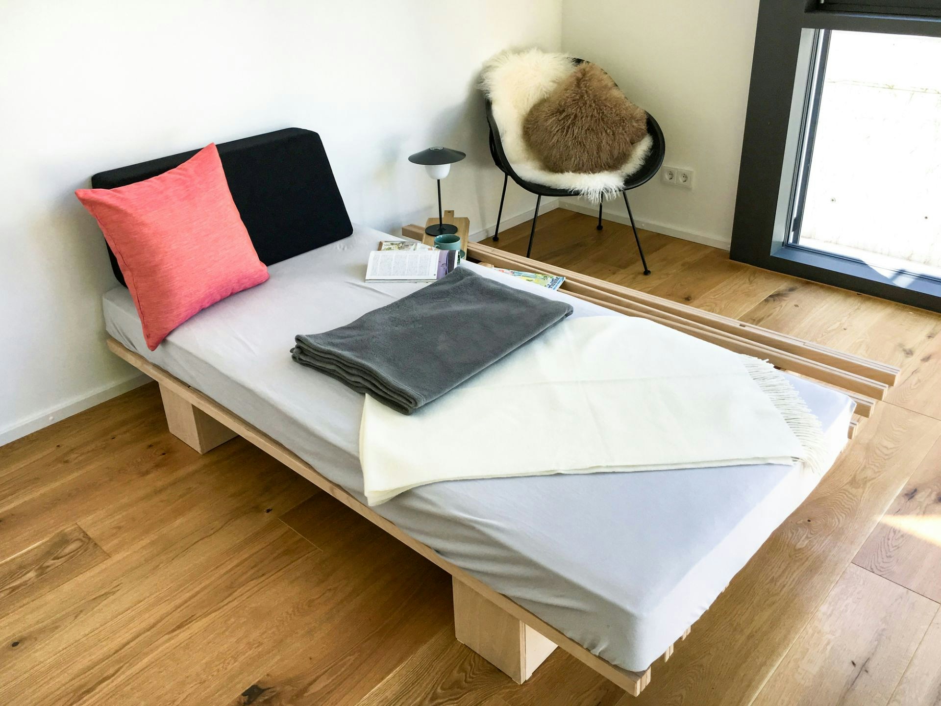 Tojo V Bett online bestellen | design-bestseller.de